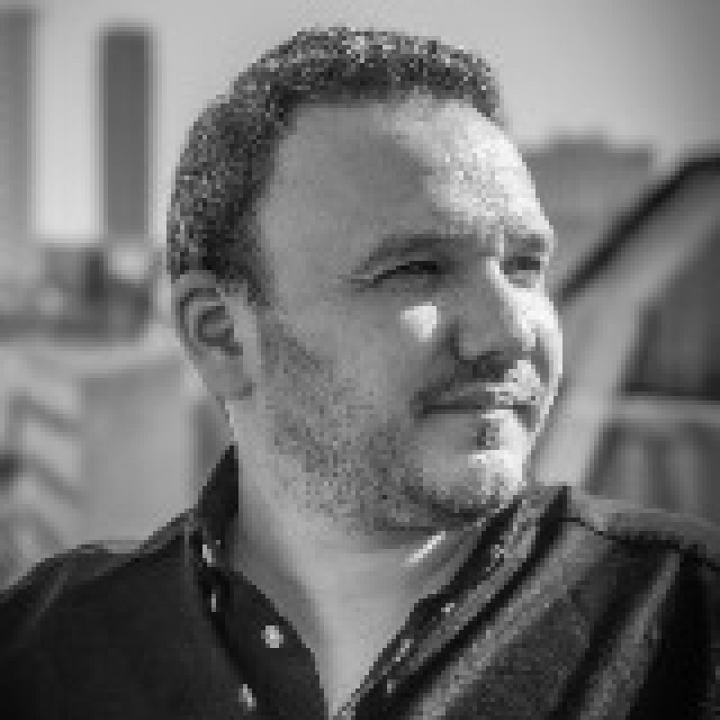 Cosmin Chifor - Photo-Video-Montage-Edition à Paris (75015) - AlloVoisins