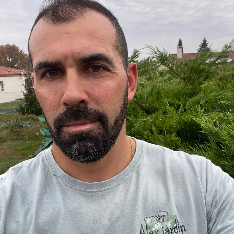 Alex Jardin (Alex jardin) - Jardinier , paysagiste,clôture à Castelsarrasin (82100) - AlloVoisins